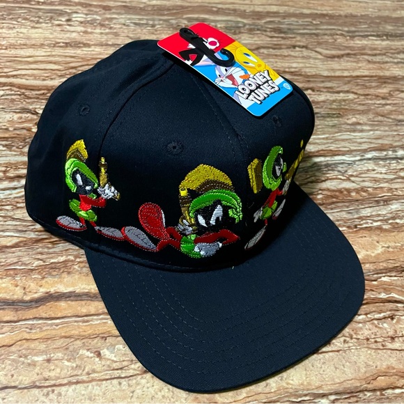 Warner Bros. | Accessories | Looney Tunes Marvin The Martian Hat Nwt ...